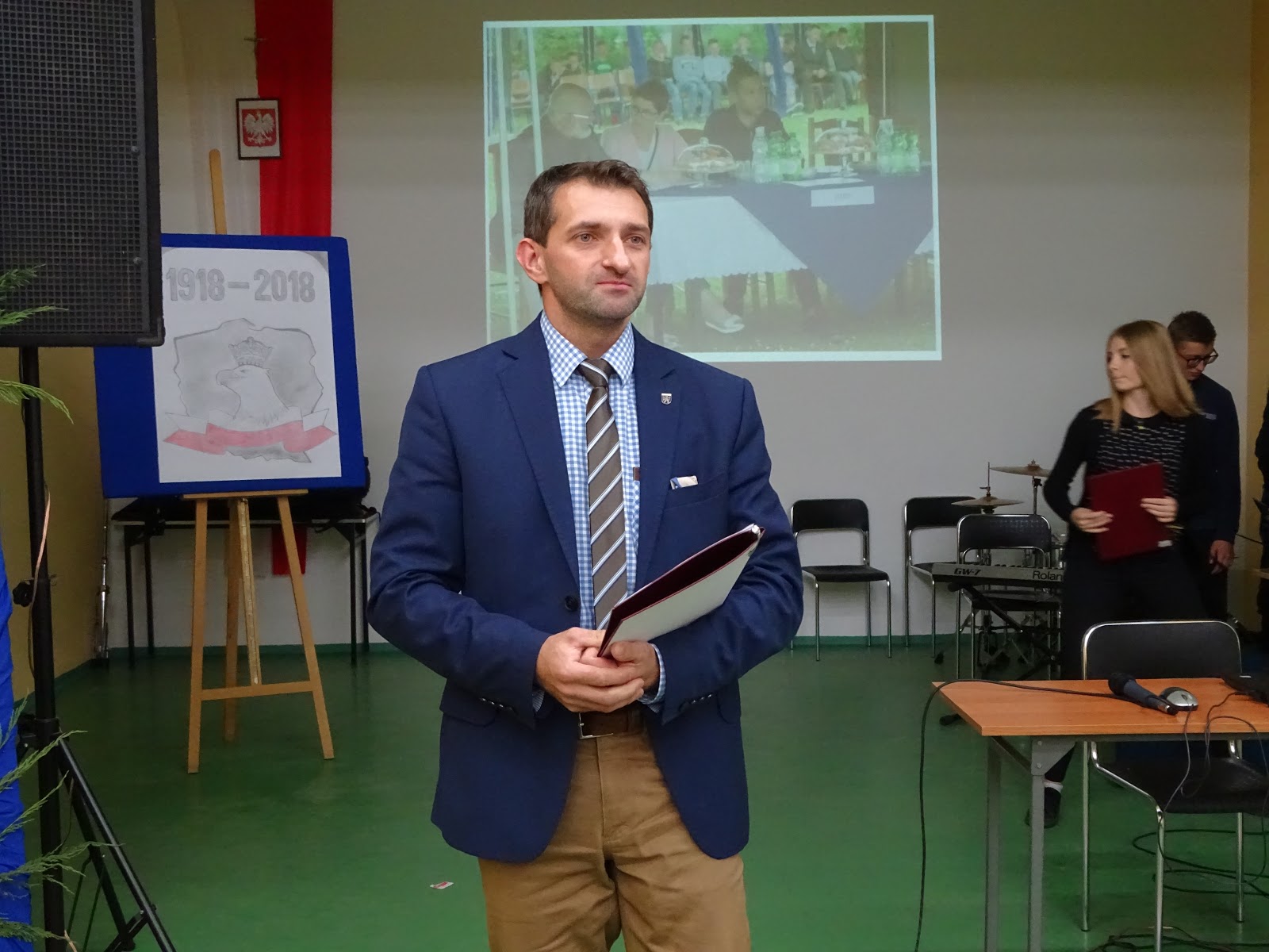 Z pogranicza: Dr Sławomir Mrozek, „1918 Polonia restituta – pierwsza ...