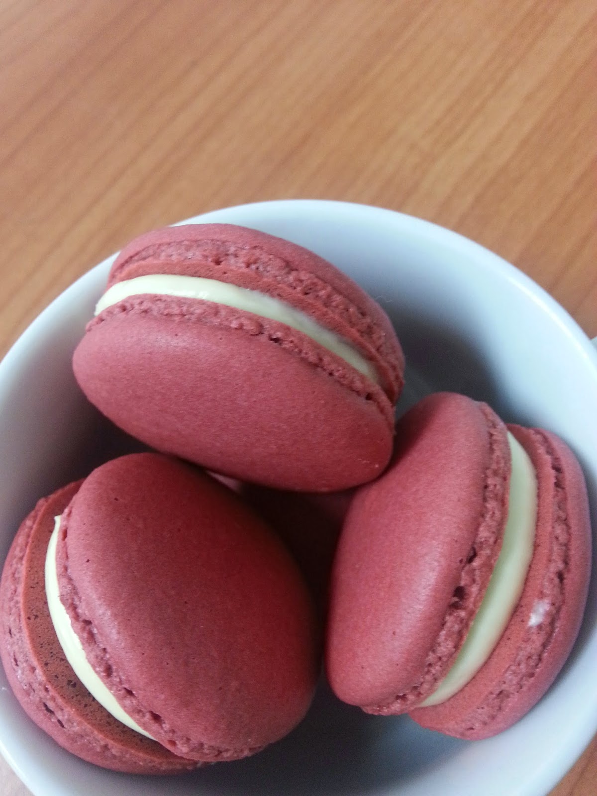 My HomeRecipes: RED VELVET MACARONS