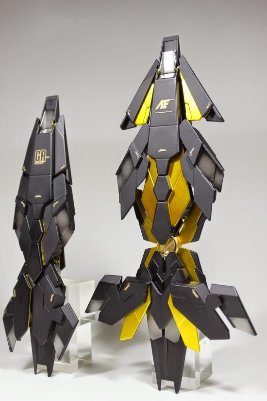 Custom Build: MG 1/100 Banshee (Unicorn Beast Mode vol. 2)