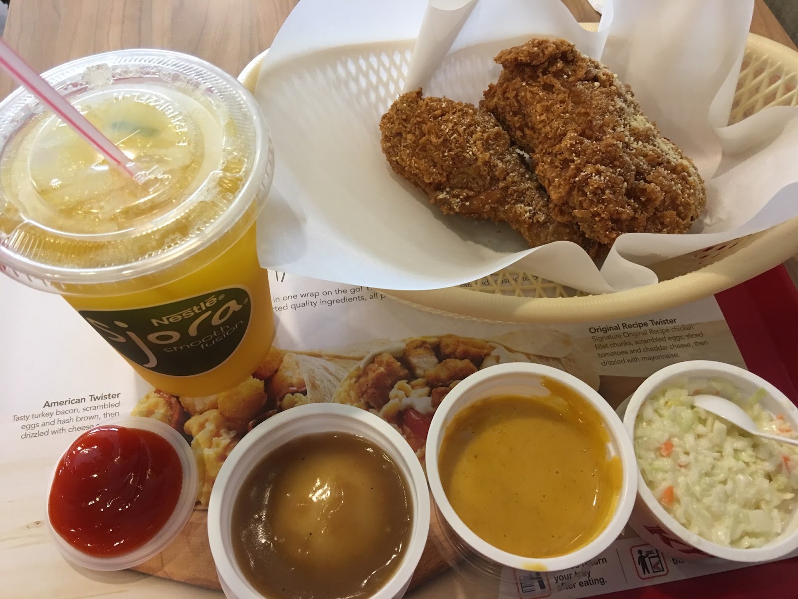 Singapore Awesome Food: KFC hot and cheesy chicken