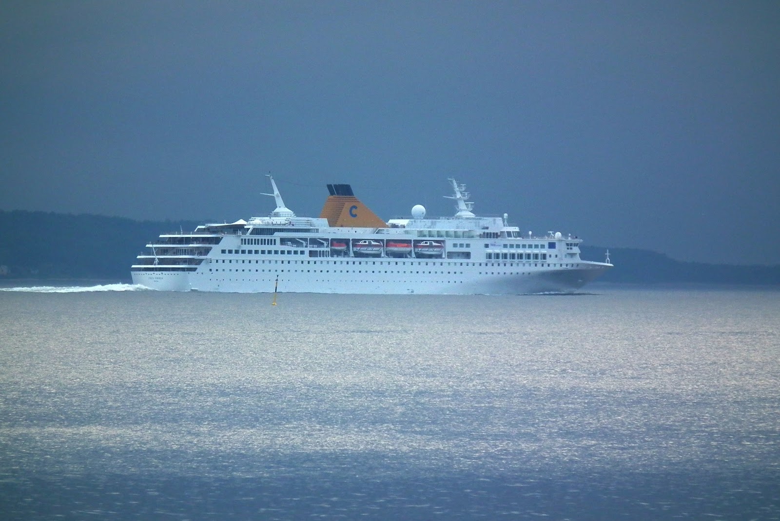 The Things I Enjoy: Costa Voyager and Rotterdam in Øresund