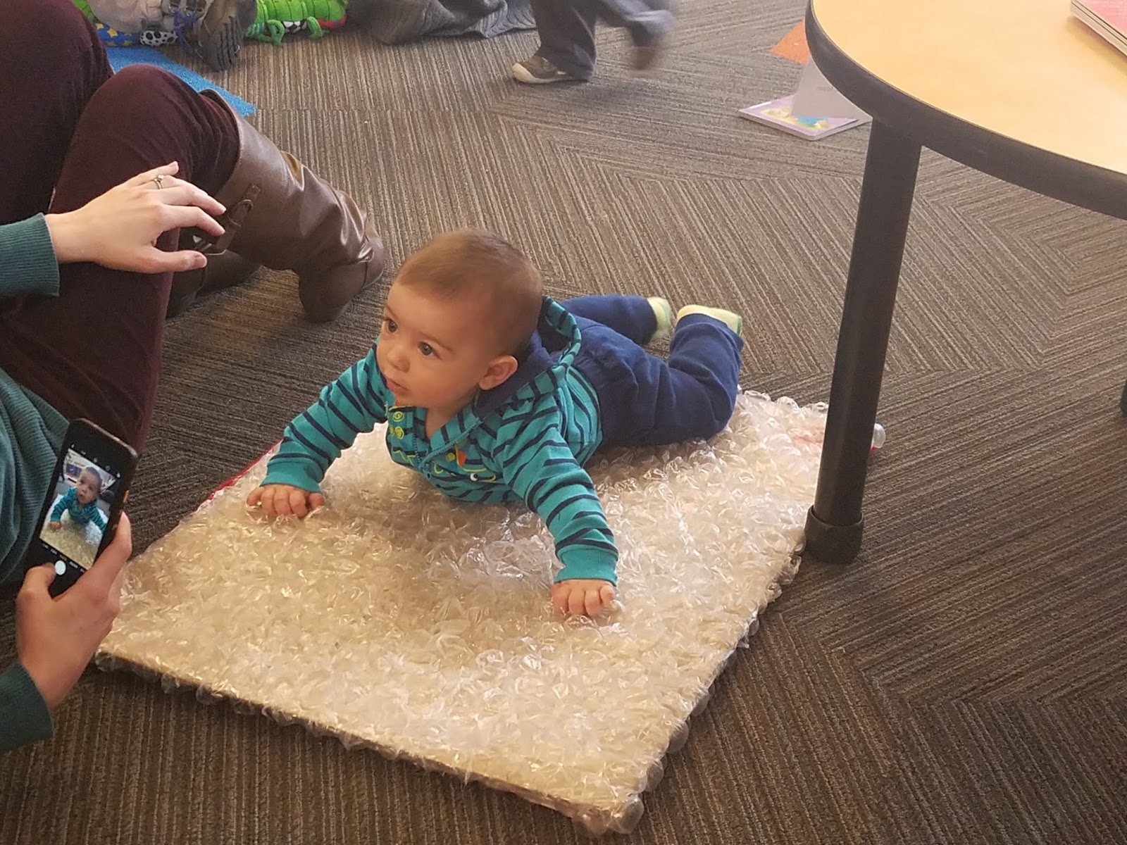 Miss Sarah's Storytime: Sensory Playtime for Babies 0-2