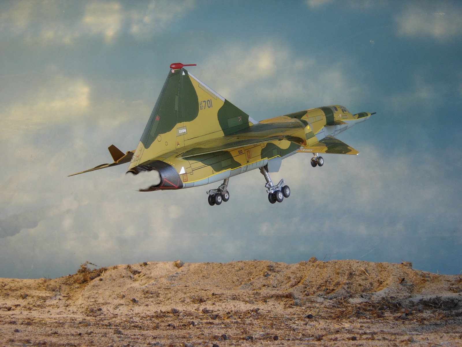 Greg Martin - TXR-2 Interceptor [More in Comments] : r/Kitbash