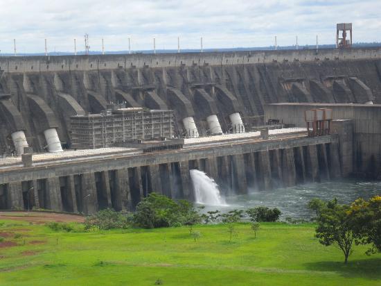 SEVEN WONDERS OF THE MODERN WORLD: ITAIPU DAM