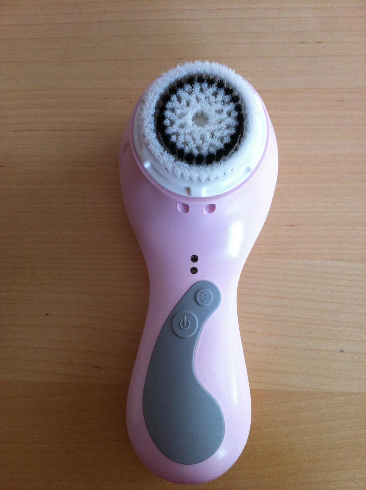 Cupcakemauserl's Beauty & Lifestyle Blog: CLARISONIC Pro/Plus in Pink