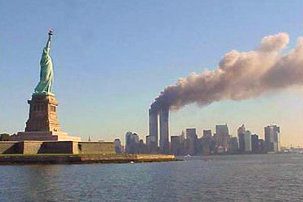 11 de SETEMBRO TORRES GEMEAS WTC NY ATENTADO em 2001 (9/11) HOMENAGEM ...