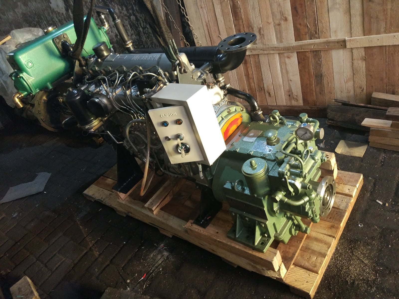 Jaya Mulia Diesel: engine nissan RD8