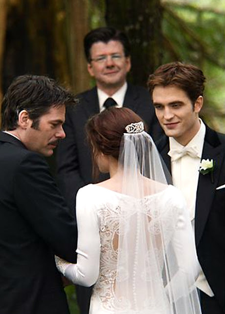 Apotamkin: The Cold One of Egypt: Edward and Bella Wedding Album Pix ...