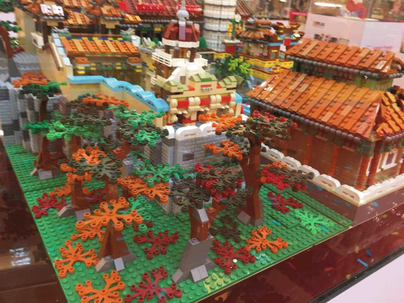 Replika Mural Lego Terbesar Di Sunway Piramid - Enchanted Life Begins