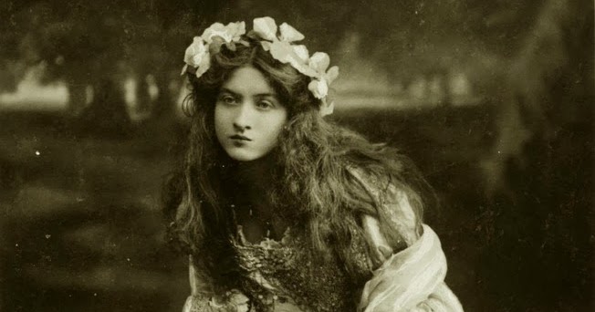 VINTAGE PHOTOGRAPHY: Maude Fealy