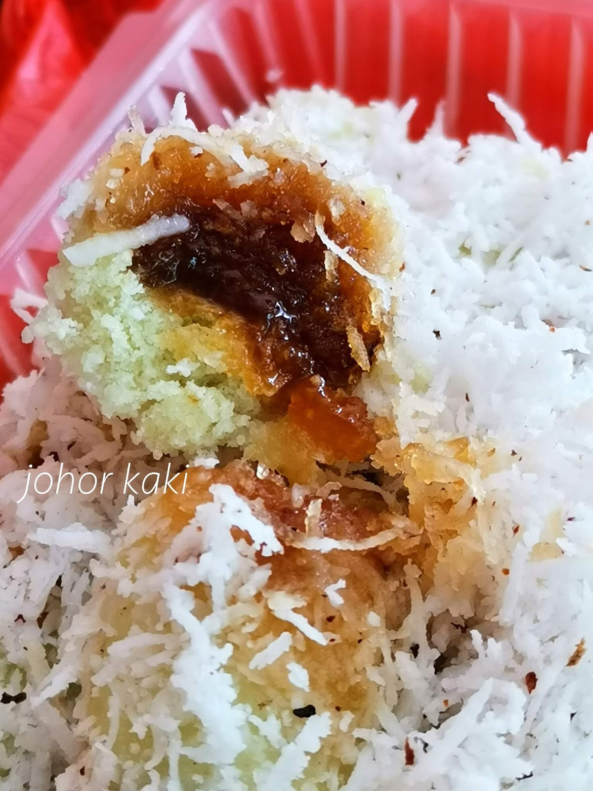 Putu Bambu Juriah in Ayer Hitam, Johor |Tony Johor Kaki Travels for ...