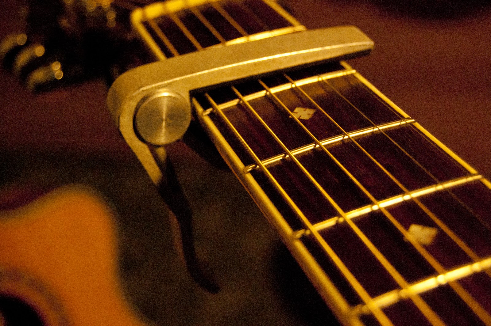 Guitart: DIY a Drop D Partial Capo