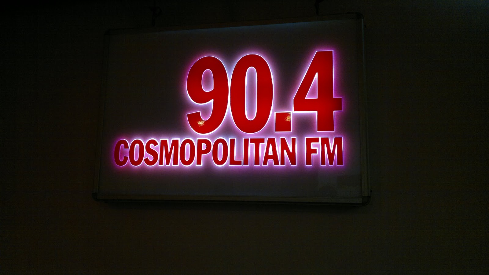 Radio Branding Materials: Indoor Sign | 90.4 Cosmopolitan FM Jakarta (2013)