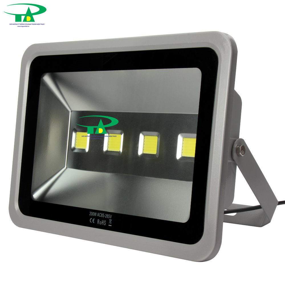 ĐÈN LED CHỢ DÂN SINH: Đèn pha led 200w giá rẻ