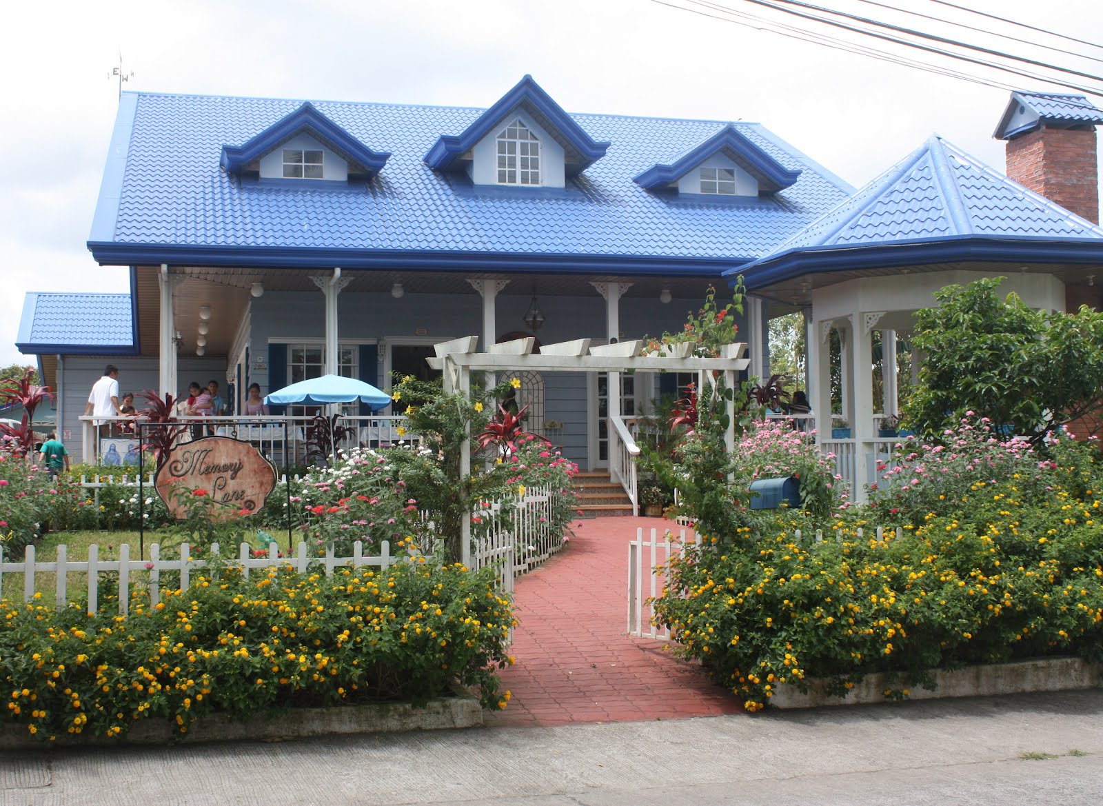 Armie's Corner: Memory Lane Tagaytay