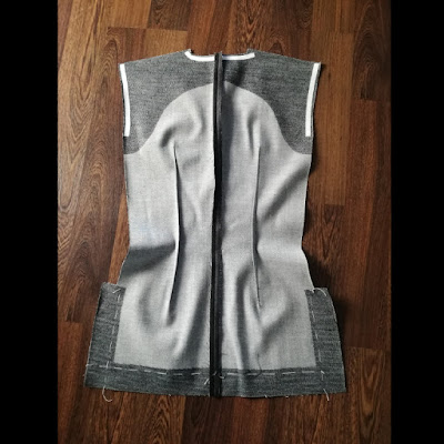 Couture et Tricot: DP Studio Le100: Assembling the back of the coat ...