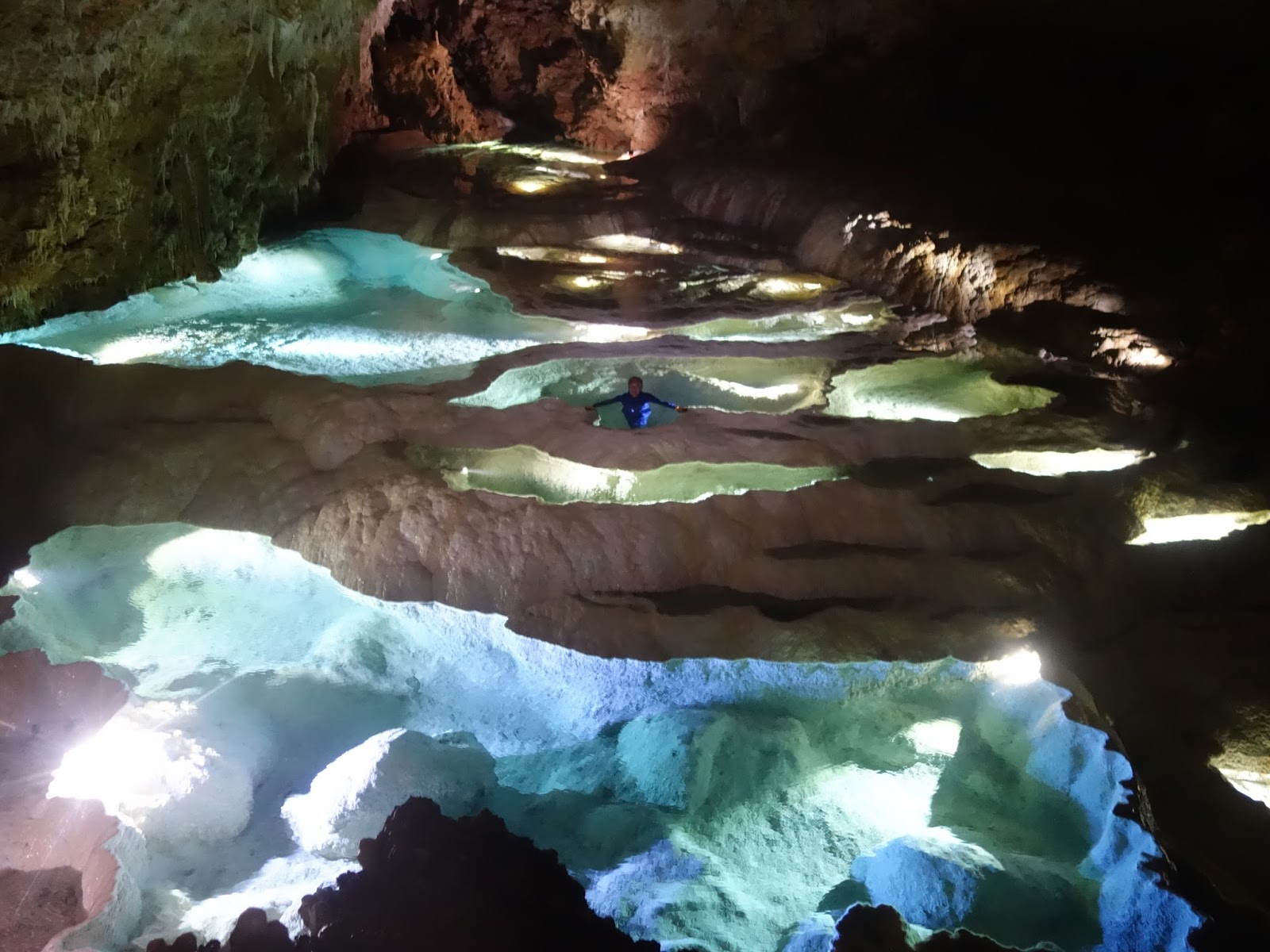 Live 4 fun: Scuba Diving , Cave Diving, Dry Cave