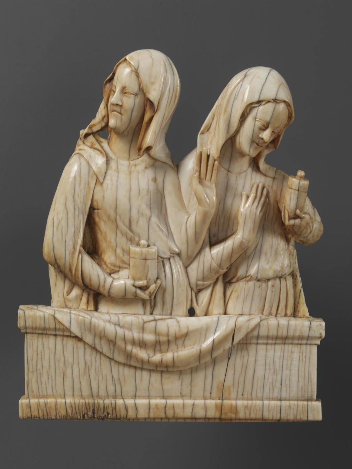 Spencer Alley: Small Ivory Statues