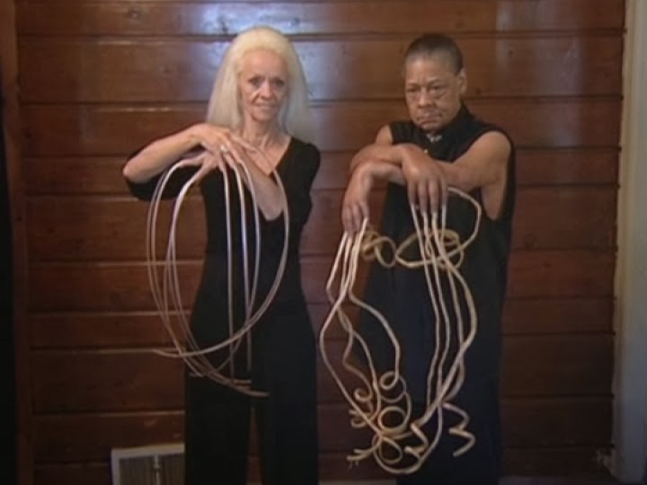 Talktokemi (TtK) : Man With The Longest Fingernails