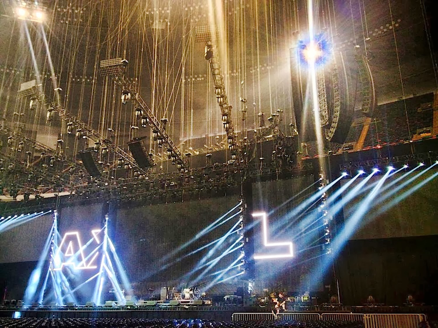 VER Tour Sound Perfectly Captures the Essence Music Festival with ...