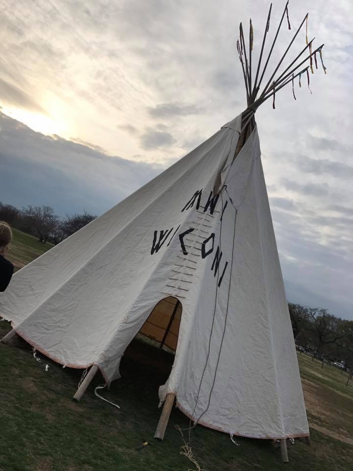 White Wolf : Tribes set up tipis by the Washington Monument for the ...