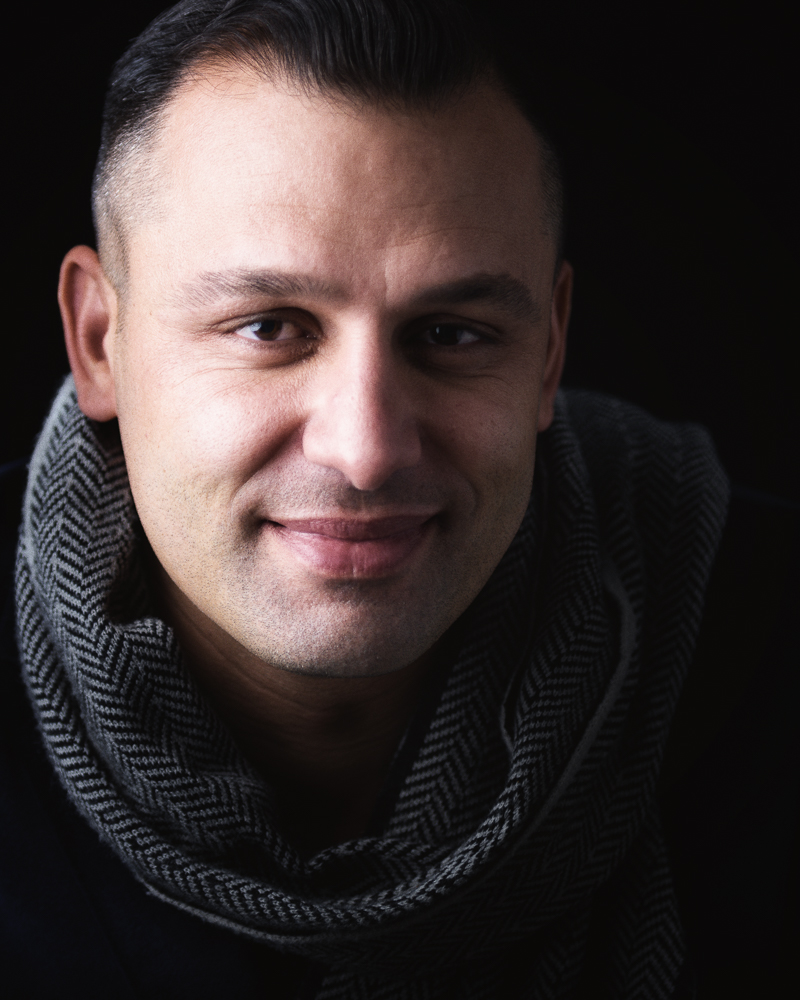 ANDREW McDOUGALL PHOTOGRAPHY: Chirascuro Portrait - Sam Muscat MC