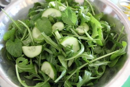 Tao Belly: Rocket, Mint and Cucumber Salad