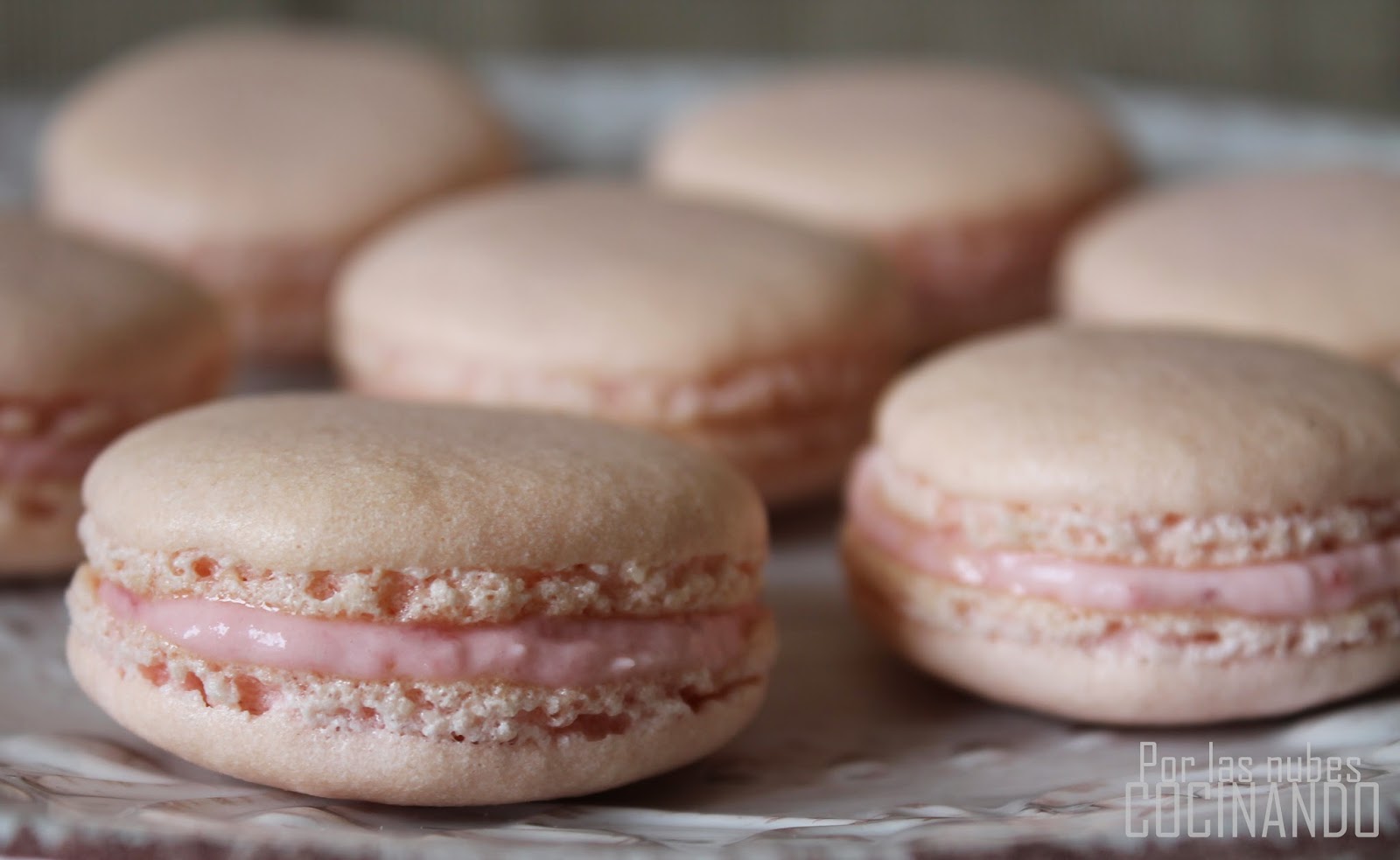 Por las nubes cocinando: Macarons de fresa para el Día de la Madre