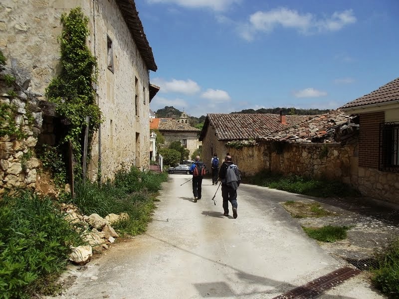 POR LA MONTAÑA ALAVESA: MORAZA, UN CERRO DISCUTIDO ( MONTE MORAZA DESDE ...
