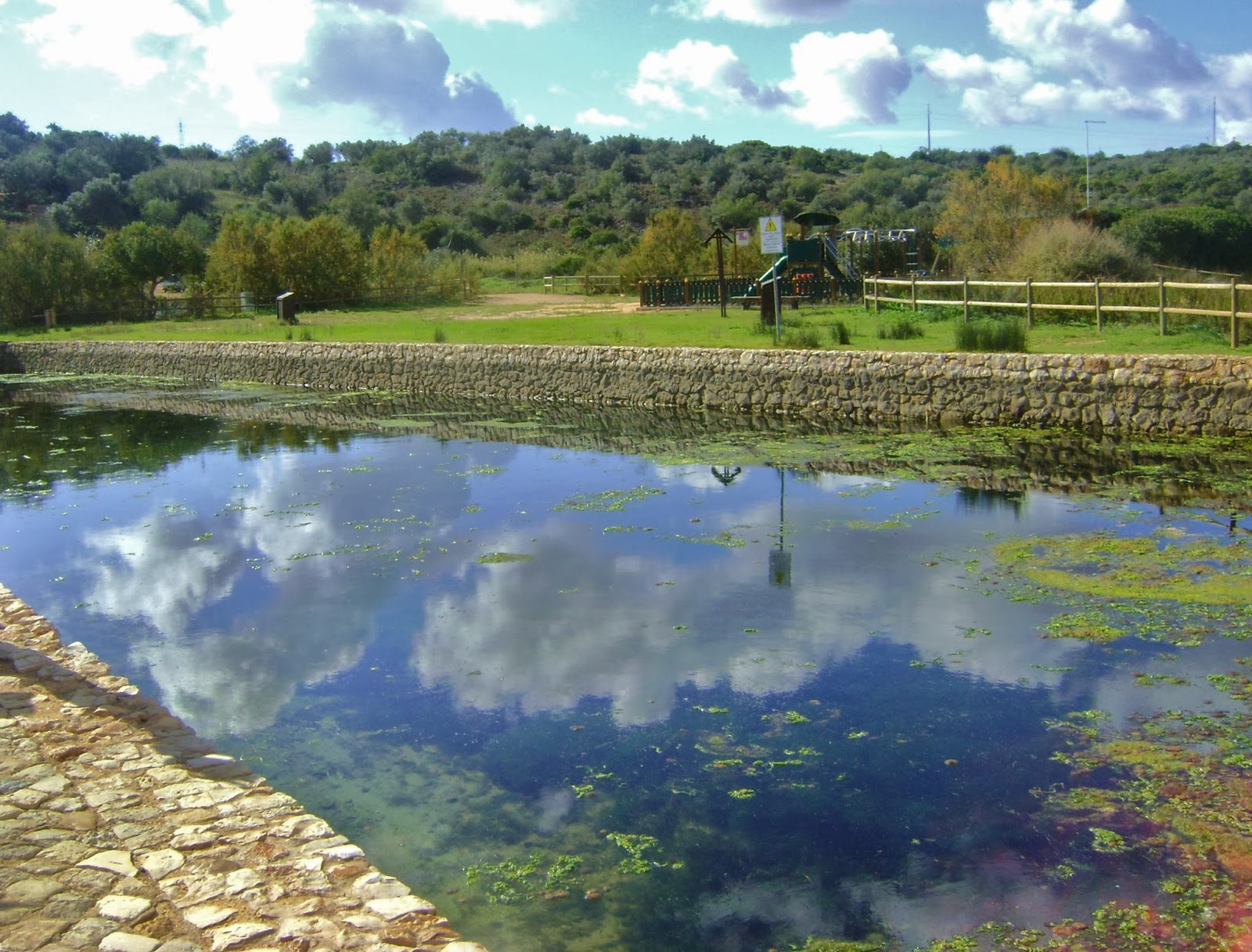 Viajar e descobrir: Portugal - Sítio das Fontes de Estômbar - Rio Arade