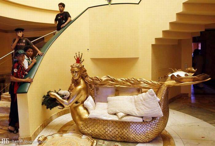 Funkish: General Muammar Gaddafi's Palace