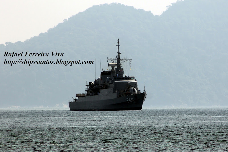 Navios em Santos: Fragata Niterói - F40