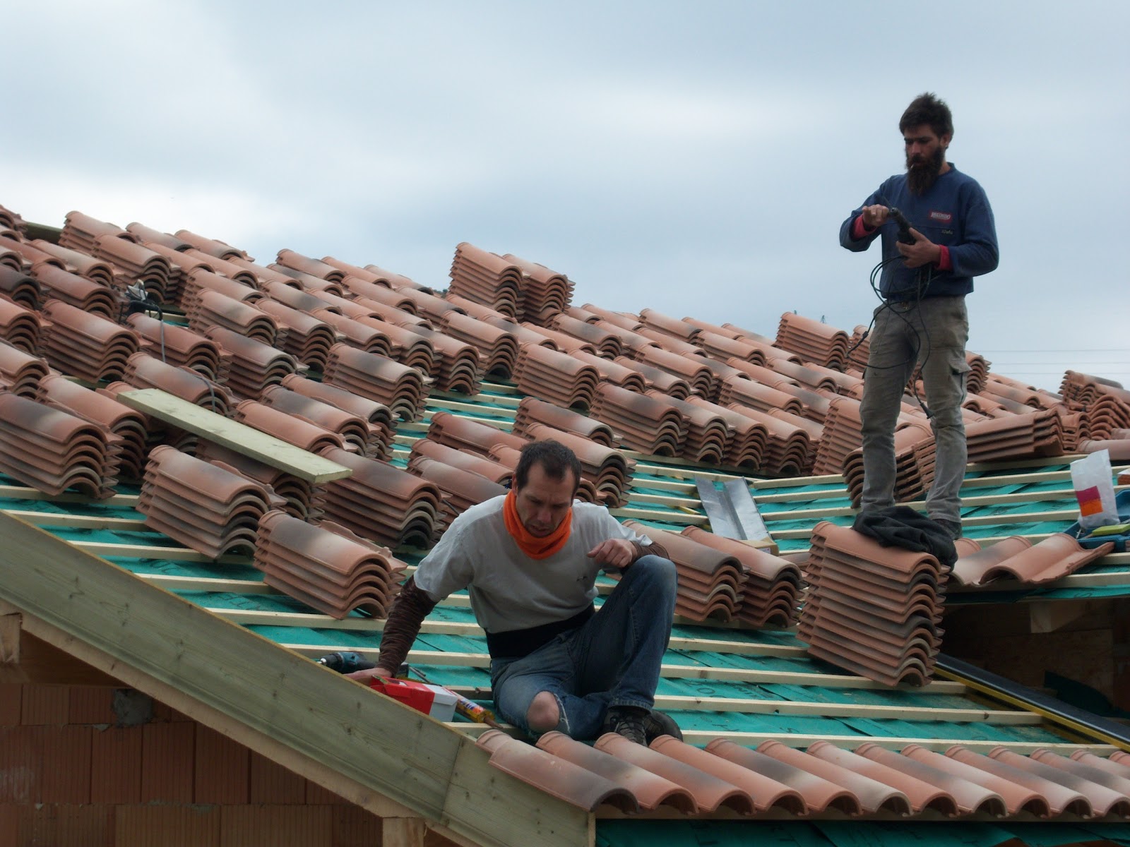Andocarpinteando : Tejado con aislante de fibras de madera