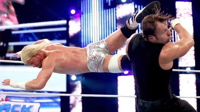 WWE In live!!!!: 11-ON-3 HANDICAP GAUNTLET MATCH