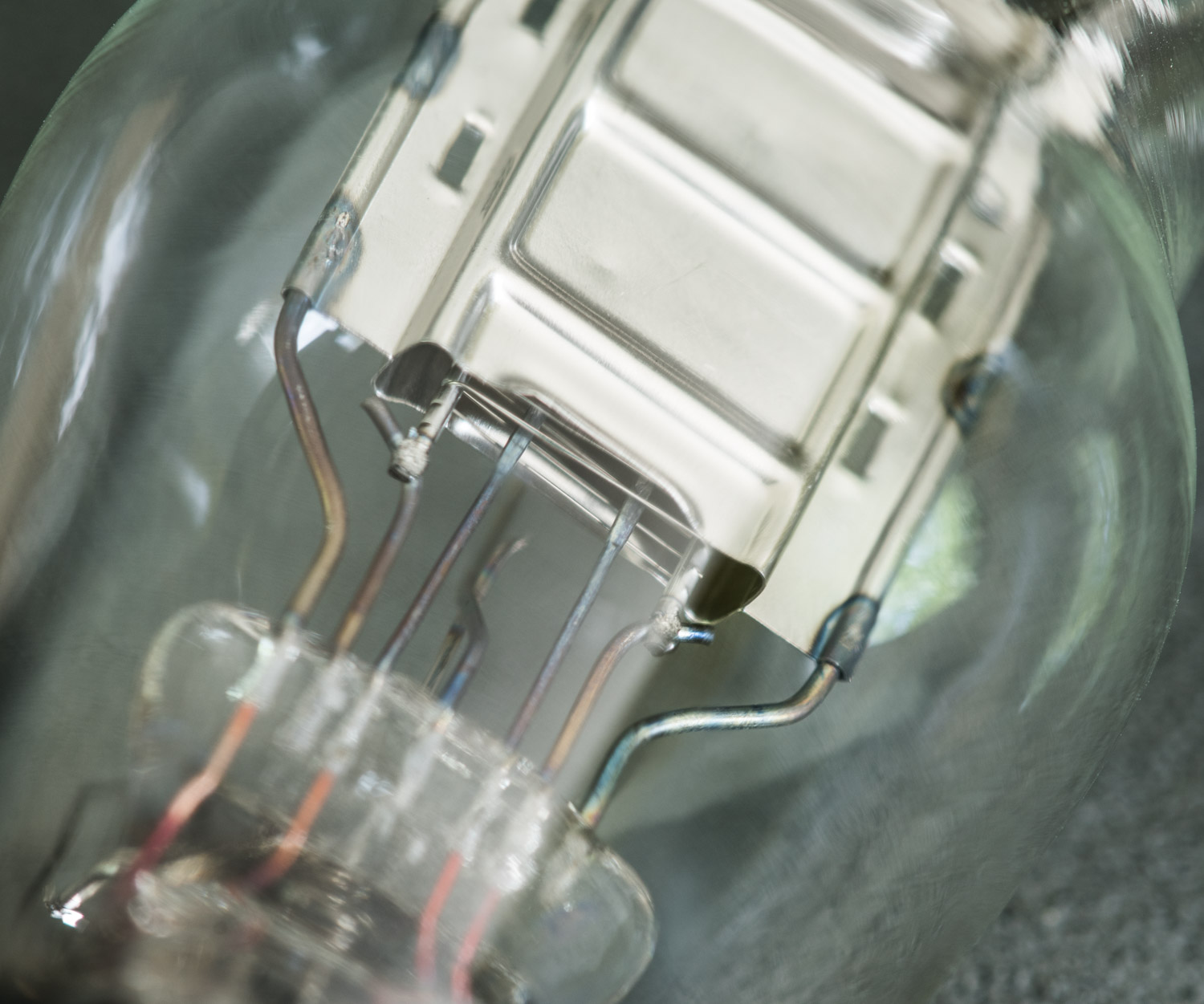 VinylSavor: Tube of the Month : The 1H4