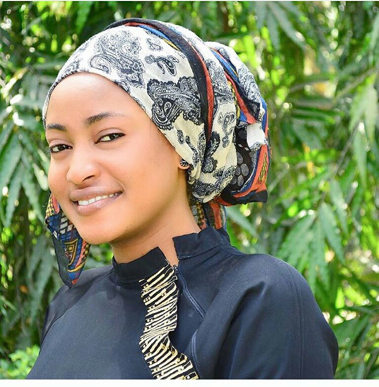 FATI WASHA SHARES NO MAKE UP PHOTO