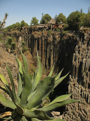 Exquisite Sorts: Basalt, Chicken, & More Pastes
