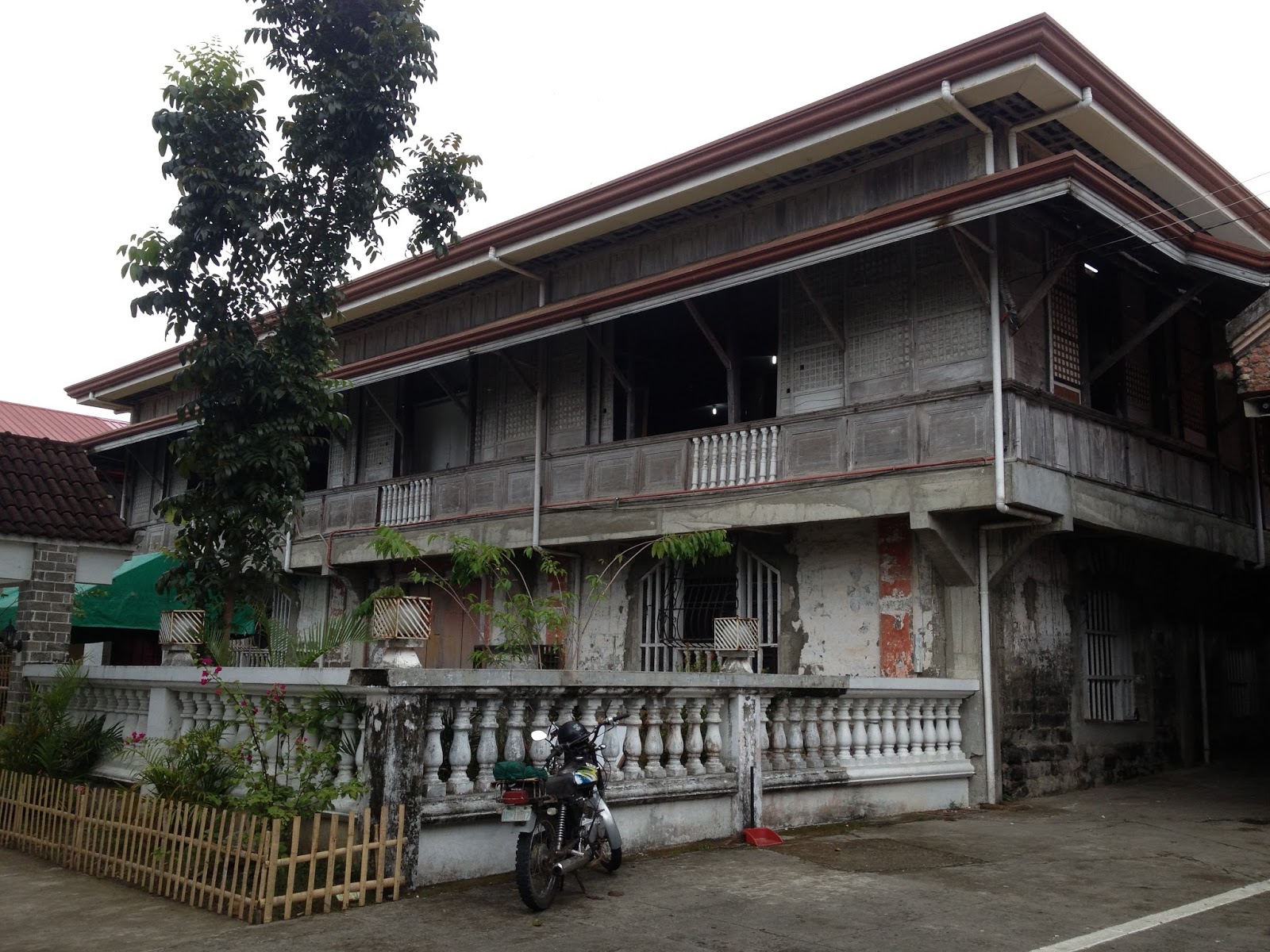 Marinduque Rising: Sta, Cruz May Fiesta and visiting that old convent