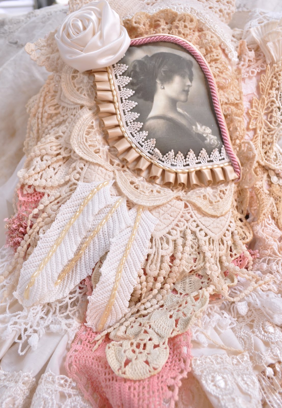 Faith, Grace, and Crafts: Tutorial For Lace Book Part 2