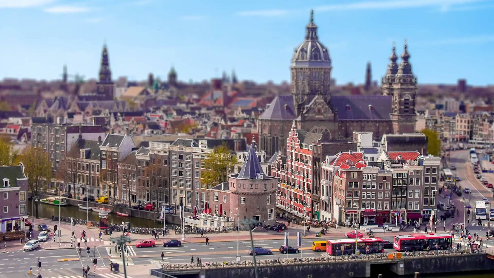 Fieggentrio: Waar komt de naam Mokum voor Amsterdam vandaan?