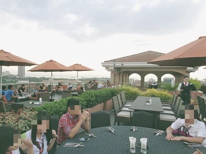 Beautiful Sunday # 149 - Sky Deck View Bar and Manila's Sky Line ...