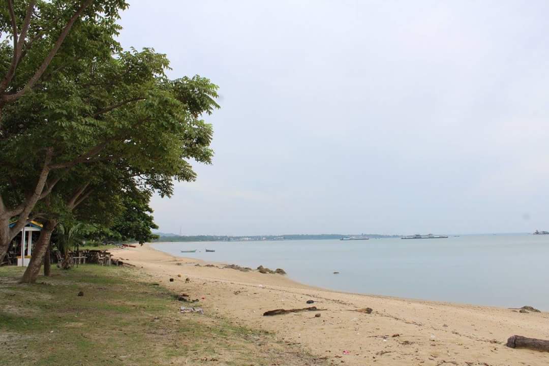 WONDERFUL BANGKA BELITUNG: Pantai Batu Rakit (Muntok)