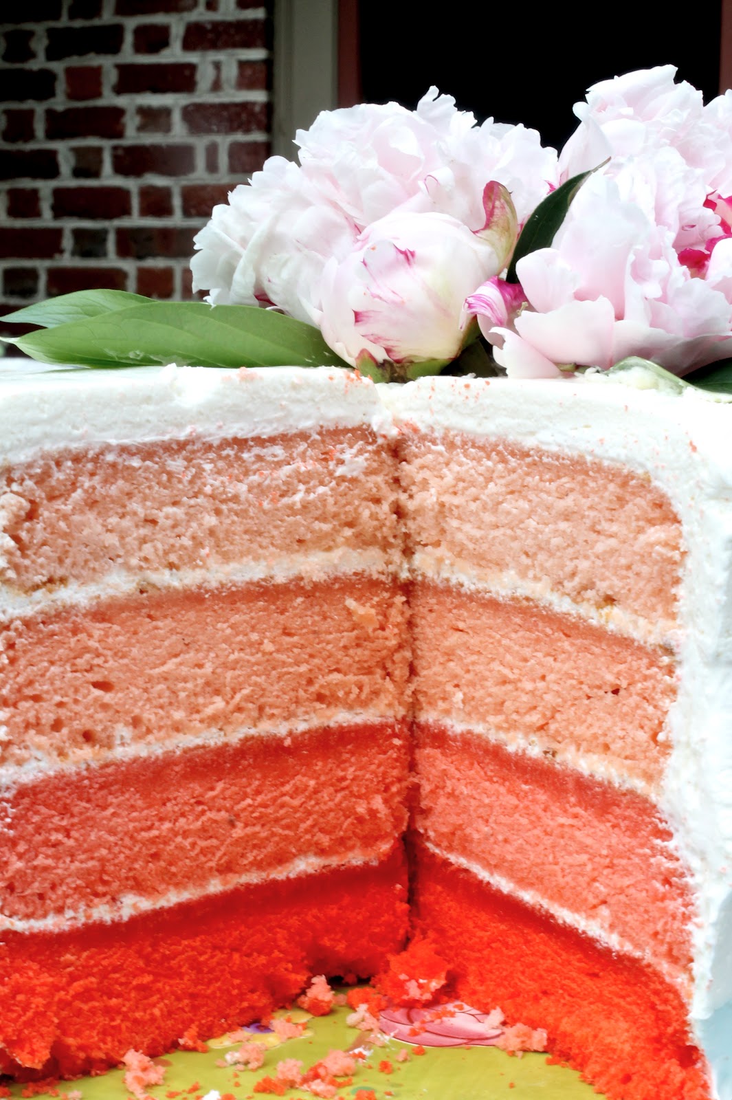 Yammie's Noshery: Pink Ombre Cake With Italian Meringue Buttercream