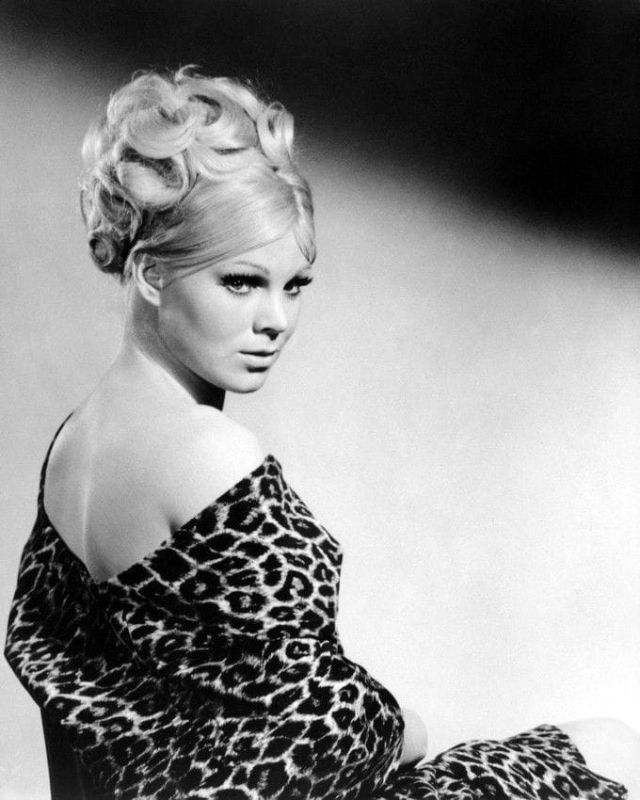 Classic Blonde Bombshell: 40 Glamorous Photos of Susan Denberg in the ...