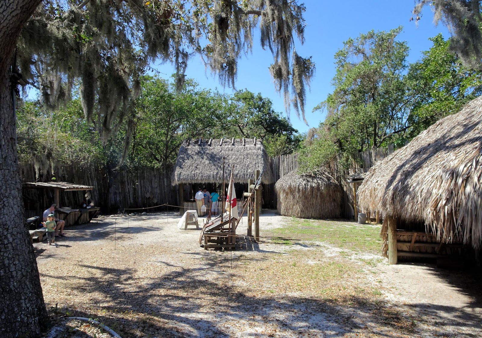 Femme au foyer: In the footprints of Hernando De Soto