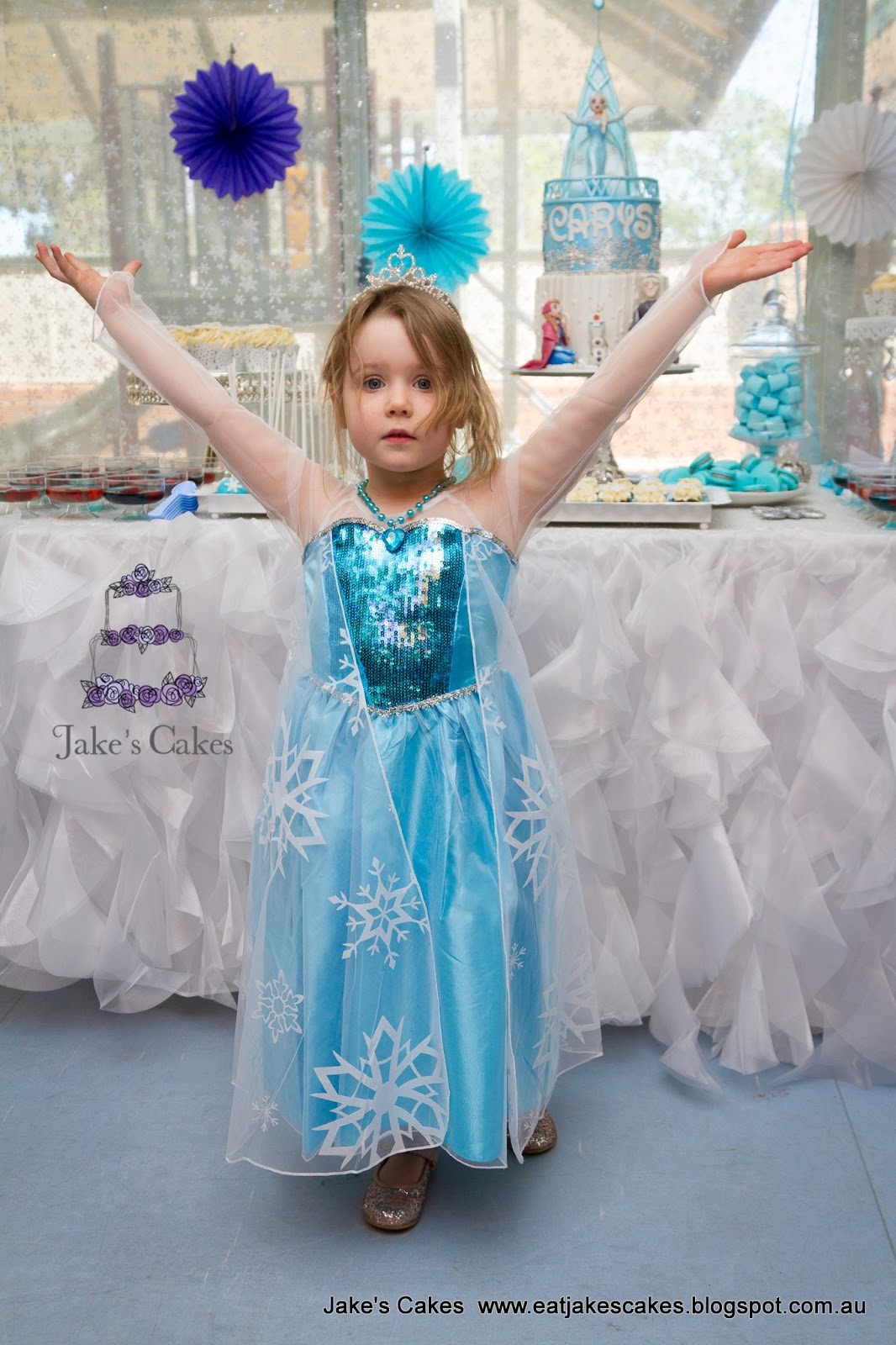 Jake's Cakes: My Daughter's Frozen 4th Birthday Cake
