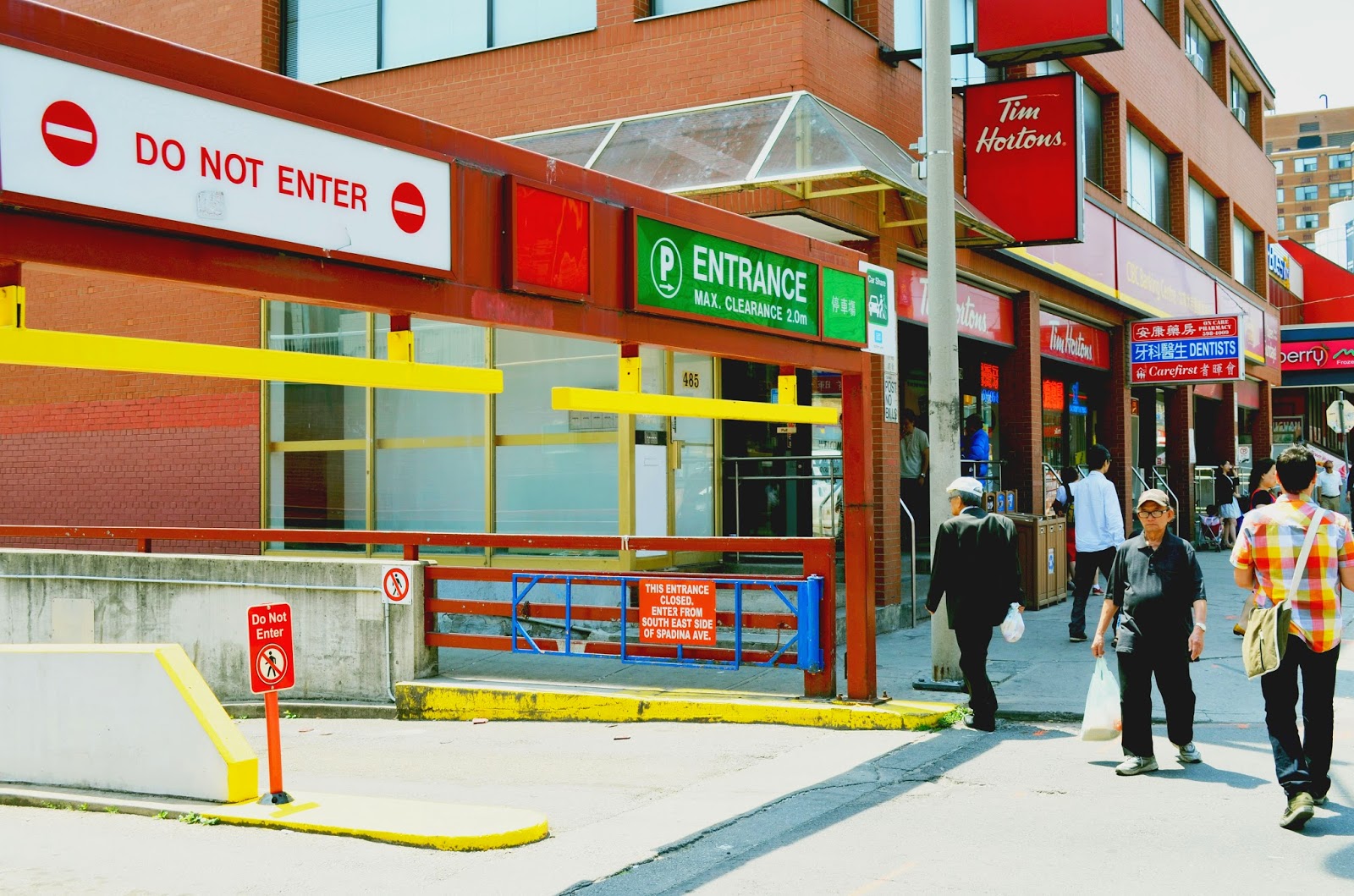 Woman in Real Life: Exploring Toronto By Car