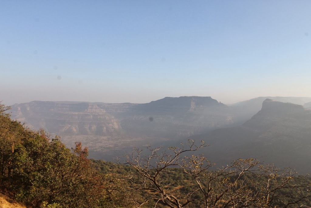 My travelogues: Rajmachi - a delightful trek and the twin forts of ...