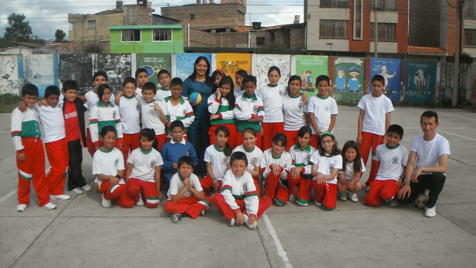 PASA LA BOLA : PASA LA BOLA