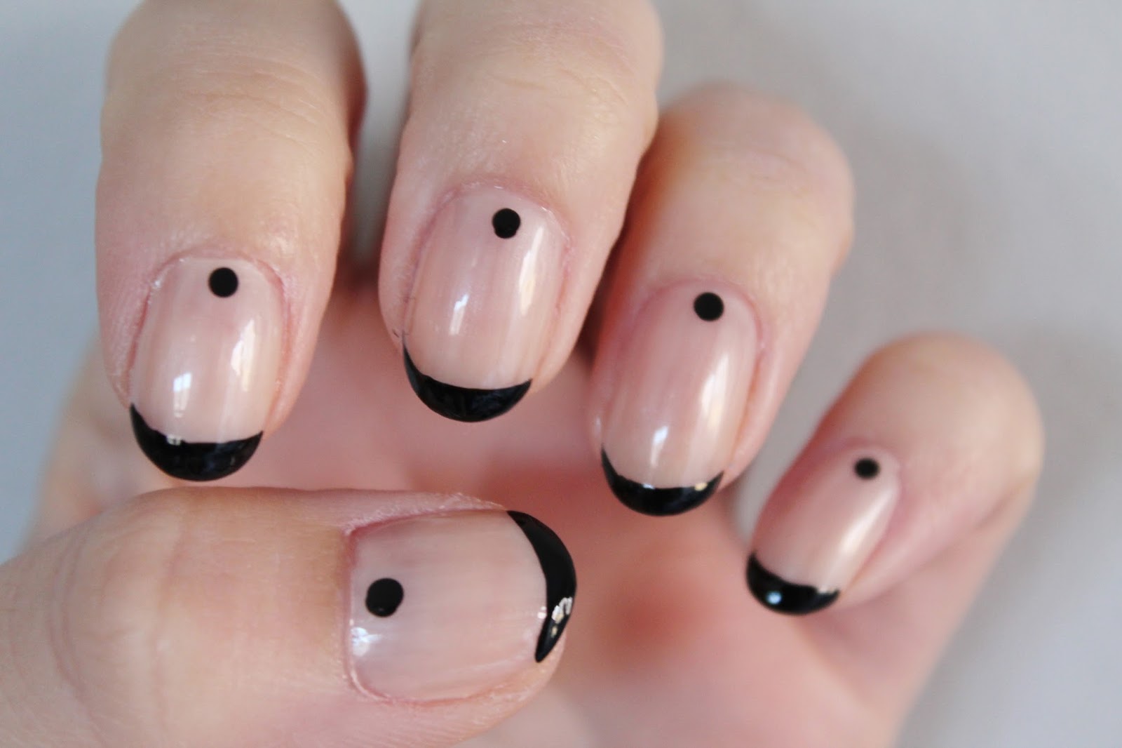 Simple Nail Art Tutorial - Monica Hayworth